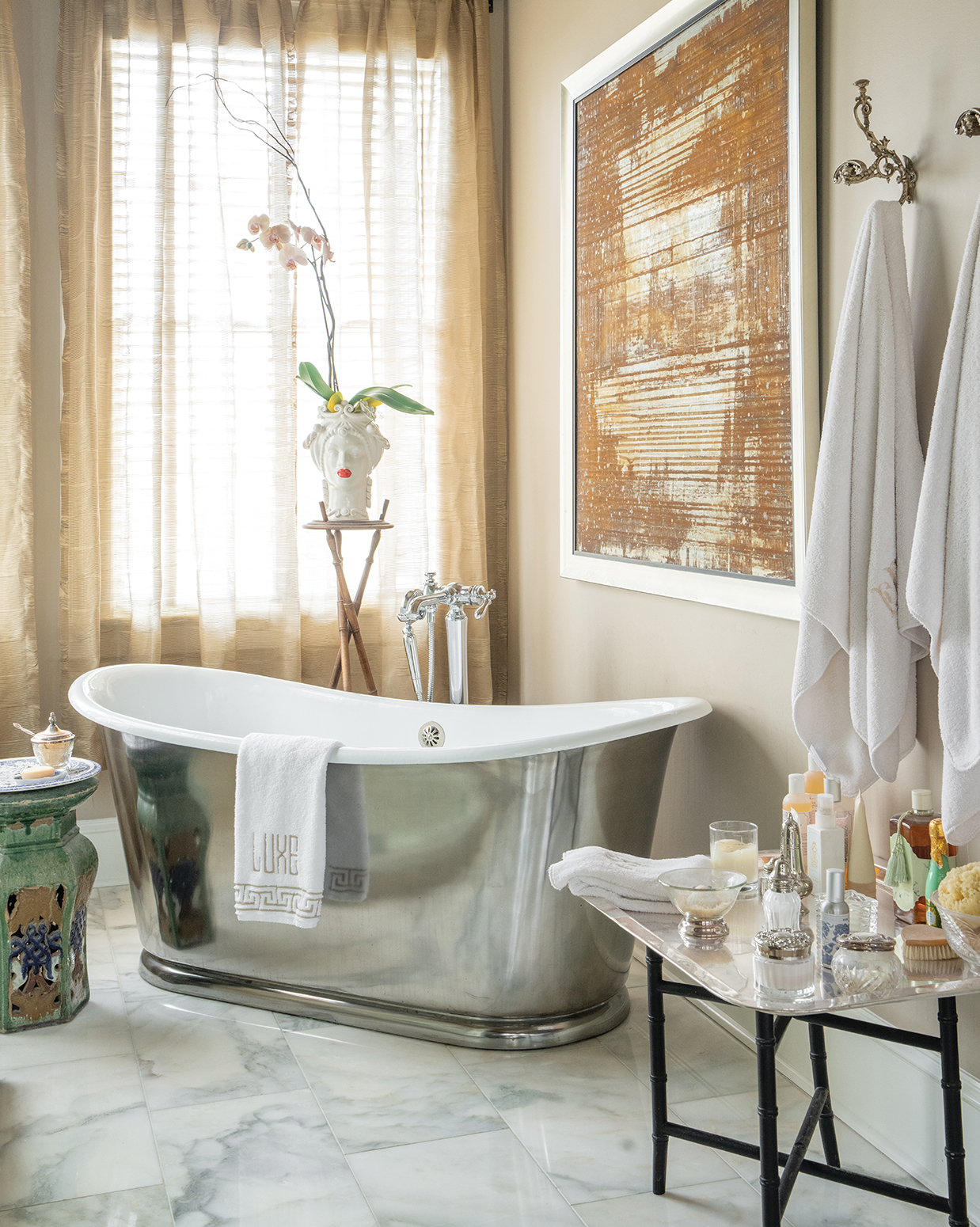 Deck the Halls ... and Every Room - Savannah Magazine